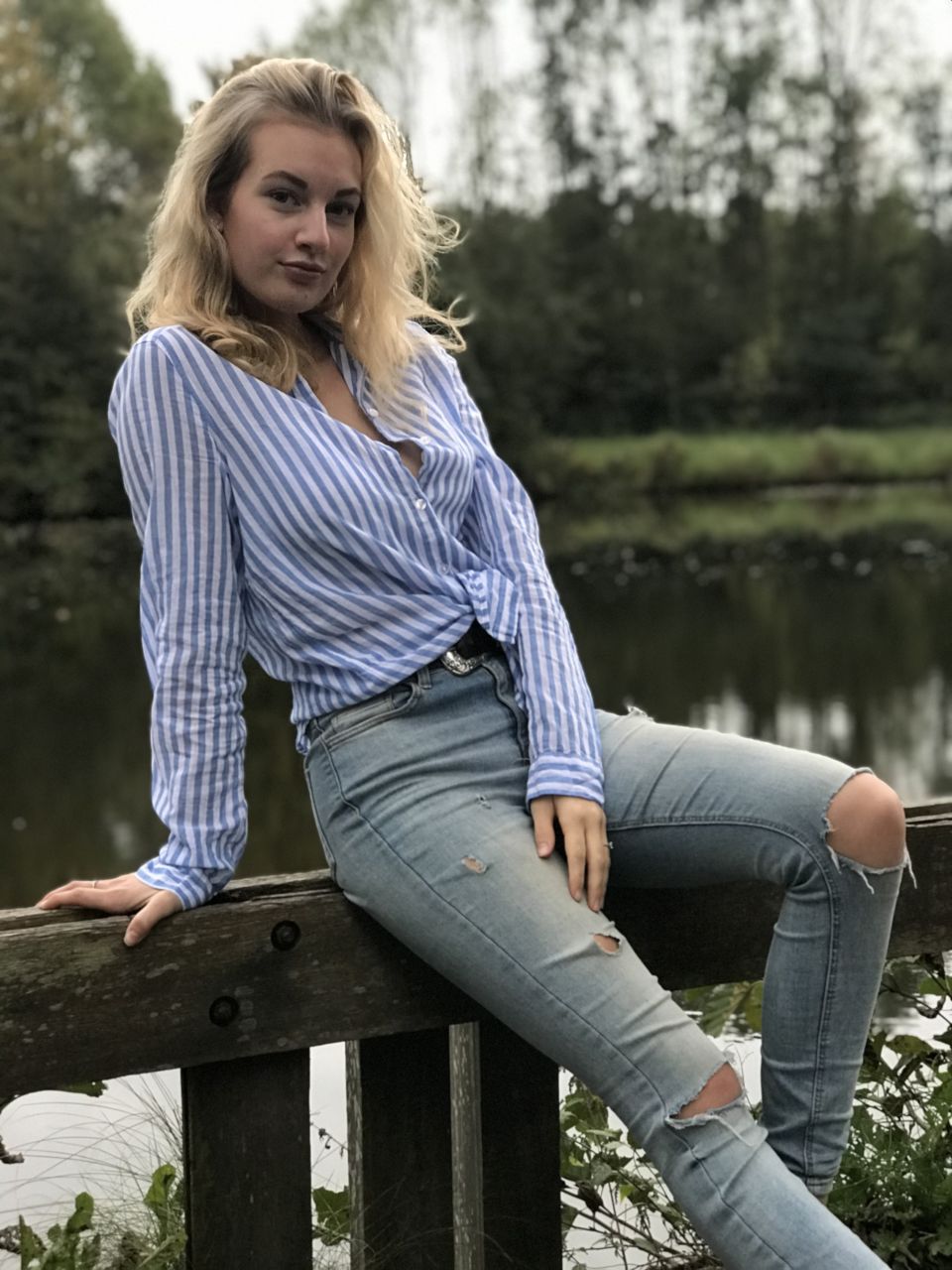 MyModel - Portfolio van model Elise uit Zoetermeer, Zuid-Holland